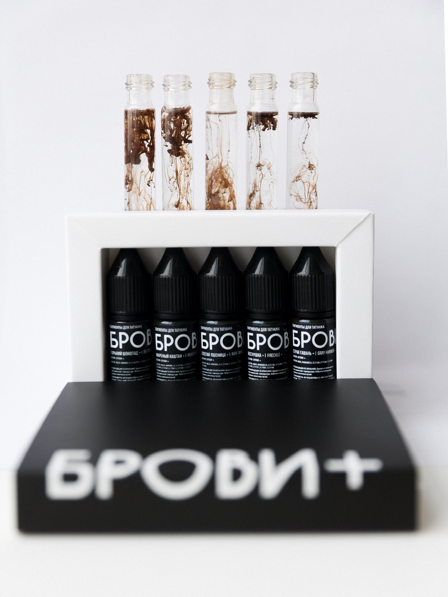 BROVI + SET – PMU Concept Store
